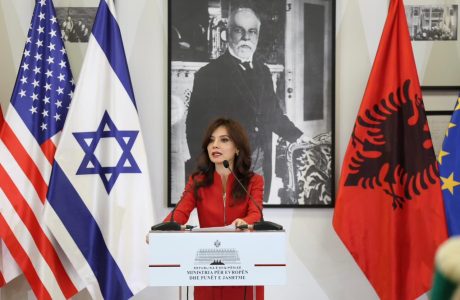 Spiropali në përkujtimoren e Holokaustit: Shpëtimi i hebrenjve, maja ...