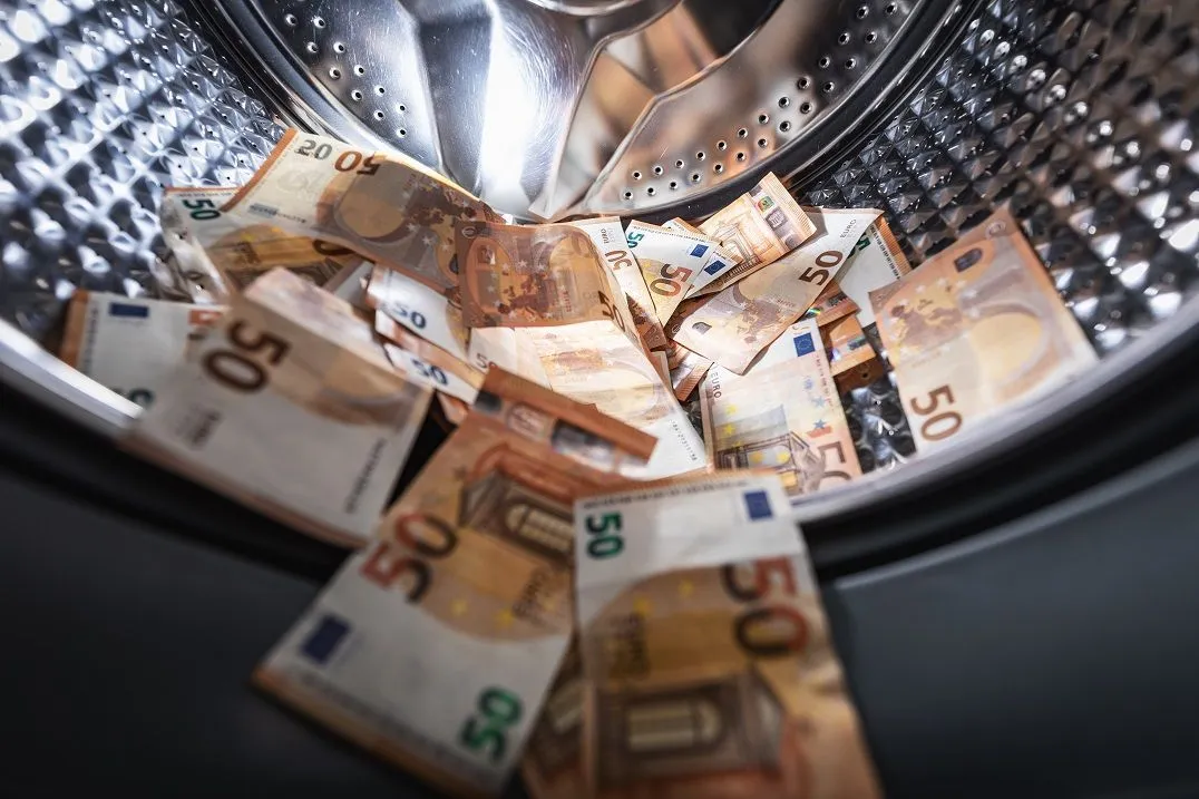 Paratë në Kosovë pastrohen përmes noterëve e avokatëve, sipas GI-TOC ...